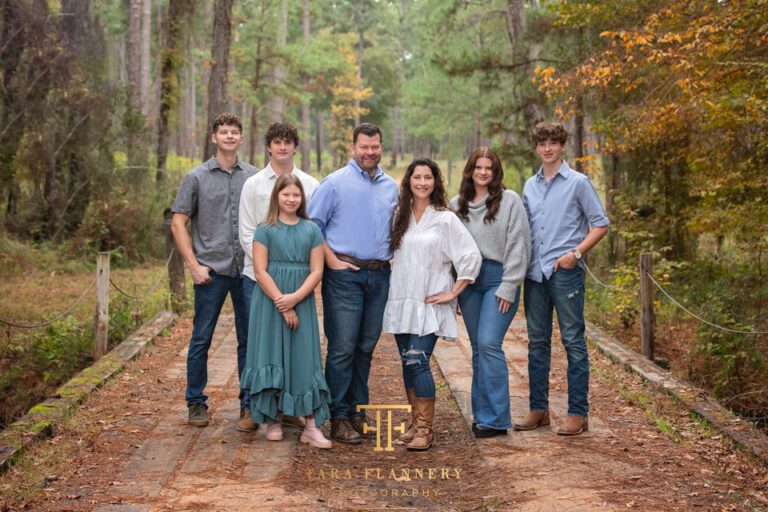 7 Must-Know Family Portrait Trends for 2025 » Houston Headshot ...